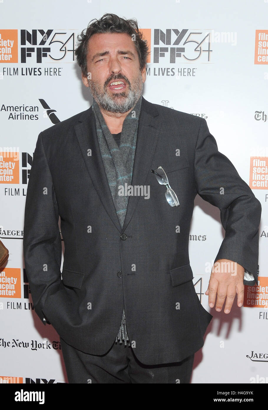 New York, NY, USA. 15th Oct, 2016. Actor Angus Macfadyen attends the ...