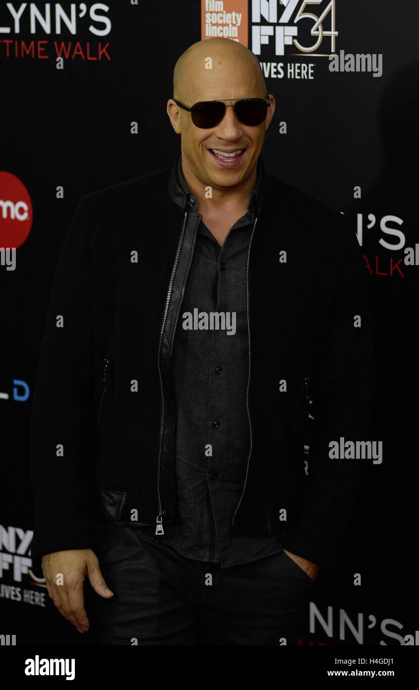 Vin diesel 2016 red carpet hi-res stock photography and images - Alamy