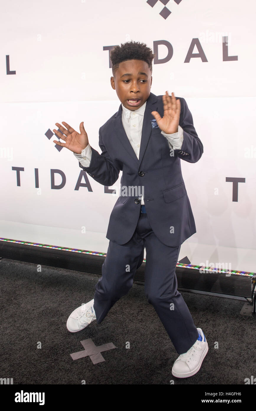 Lil james arrives to red carpet tidal x hi-res stock photography and ...
