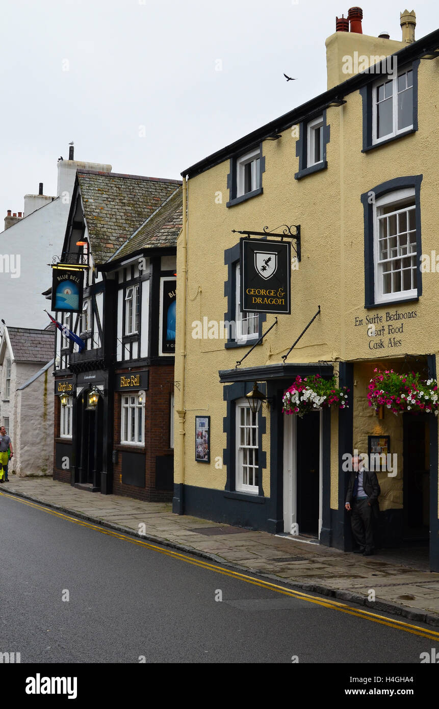 Pub in conwy hi-res stock photography and images - Alamy