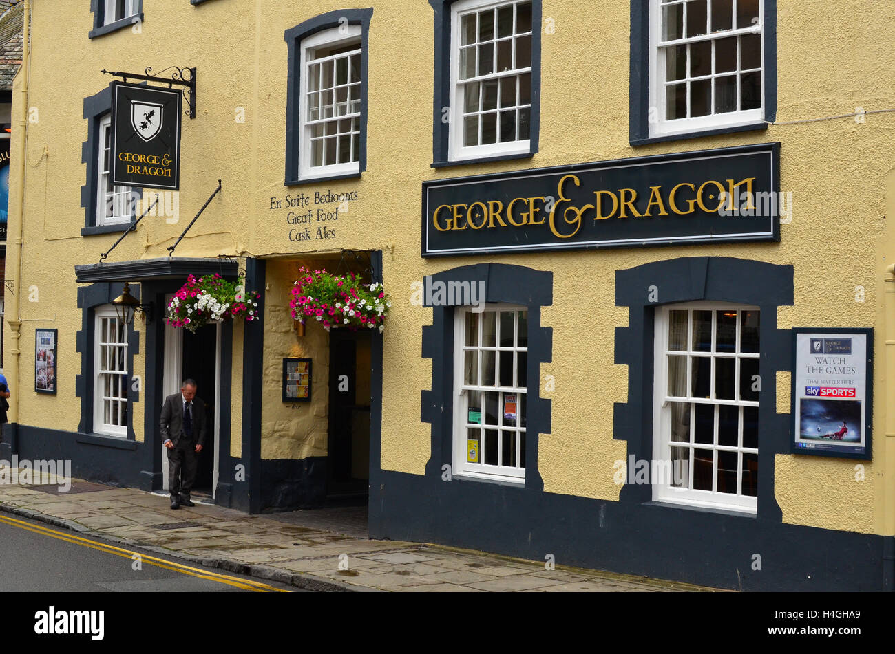 Pub in conwy hi-res stock photography and images - Alamy