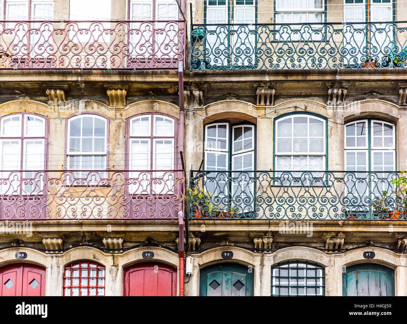 Glass door balcony hi-res stock photography and images - Alamy