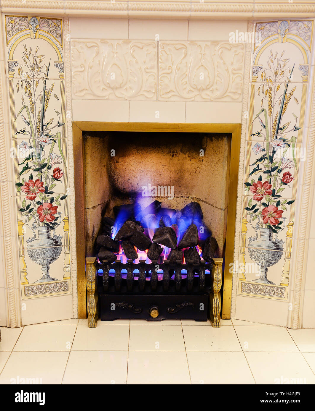 Gas fuelled hi-res stock photography and images - Alamy