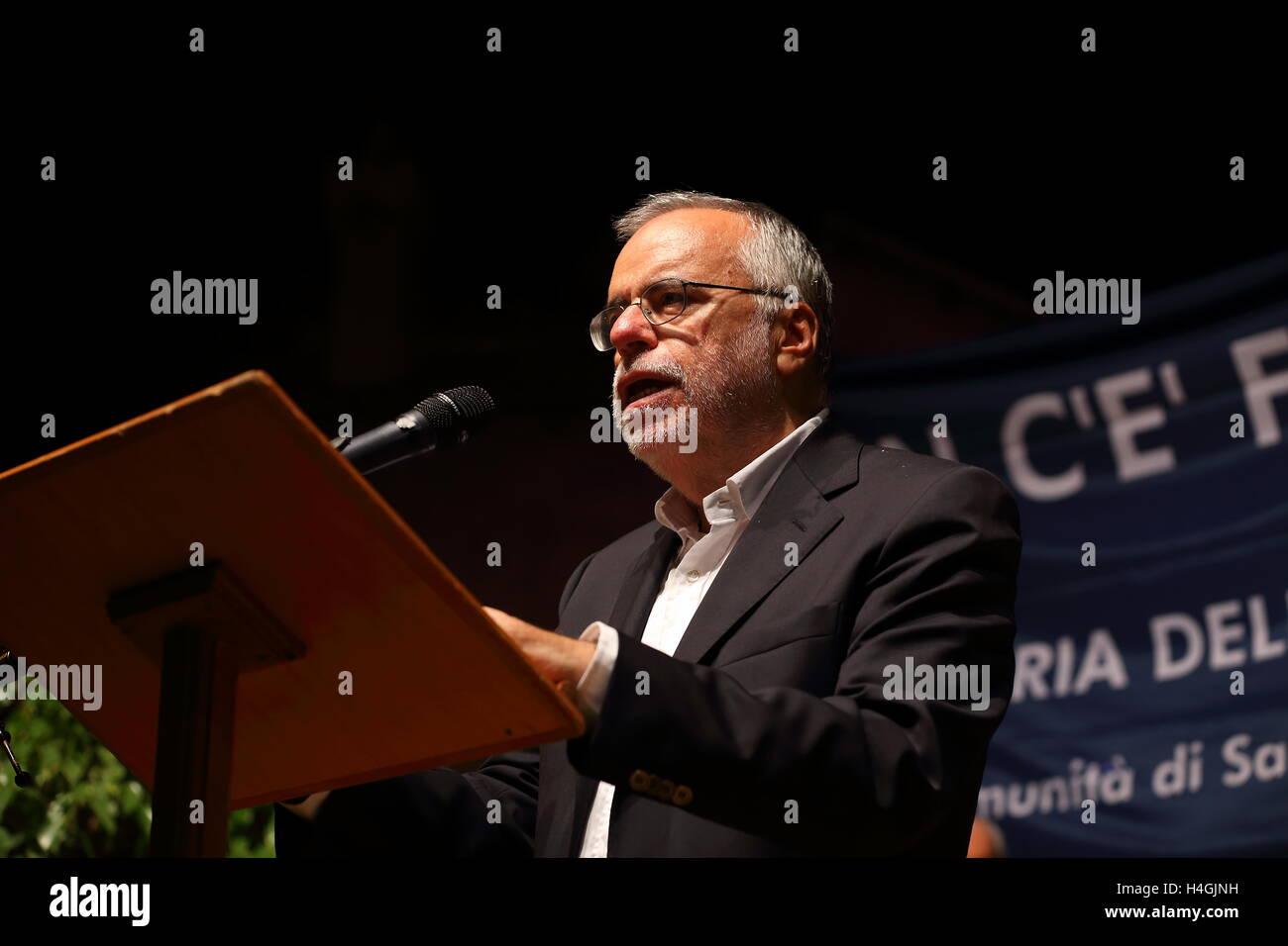Roma, Italy. 15th Oct, 2016. Andrea Riccardi, founder of the Community ...