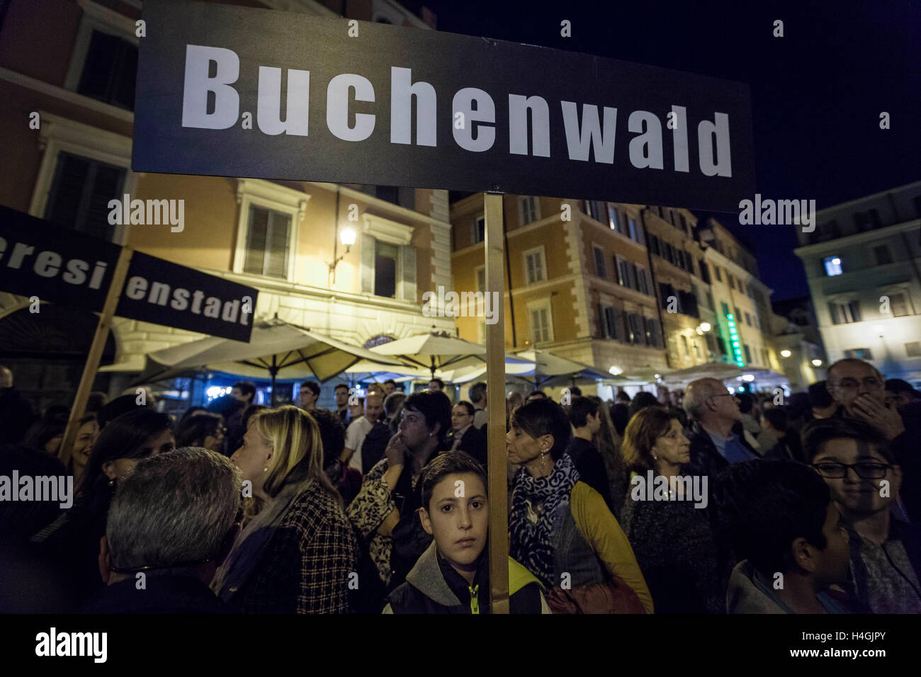 Jewish rome 1943 hi-res stock photography and images - Alamy