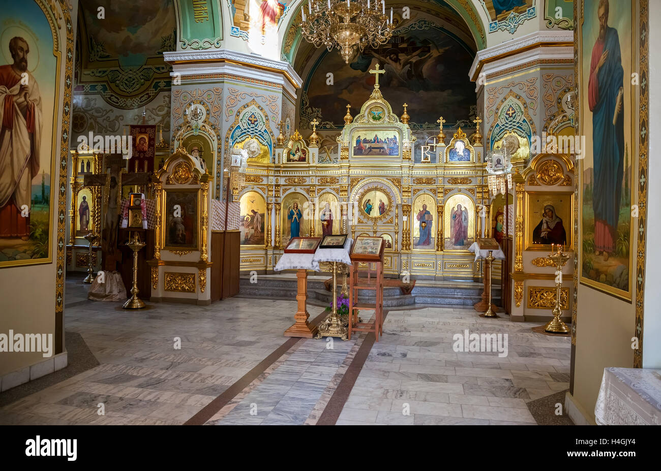 Nativity church pillars hi-res stock photography and images - Alamy