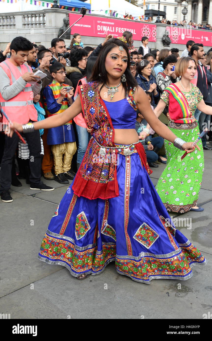 People celebrate the London Diwali Festival for Hindus, Sikhs, and ...