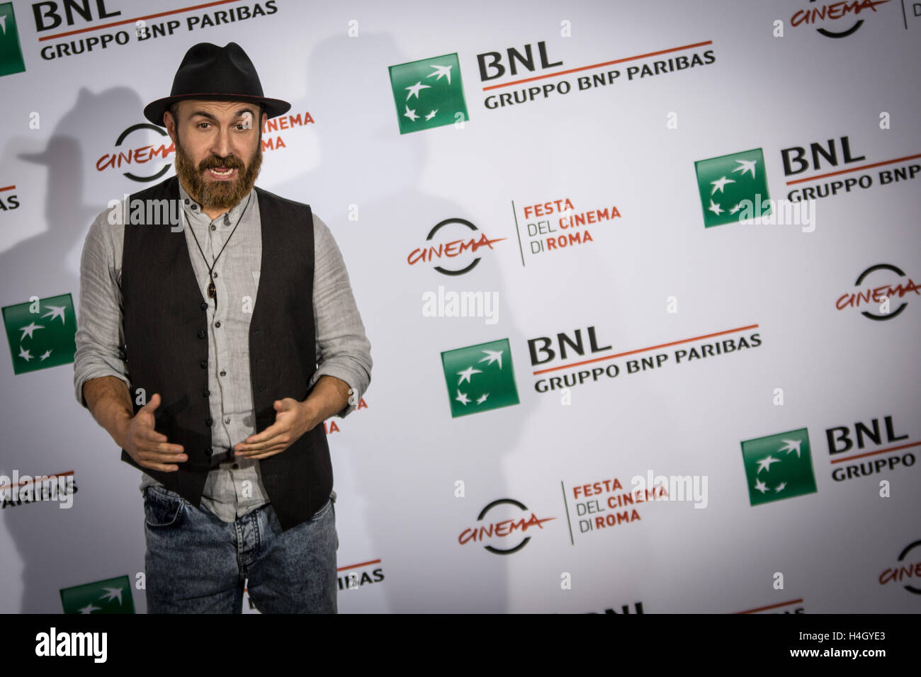 Maccio capatonda and herbert ballerina hi-res stock photography and ...