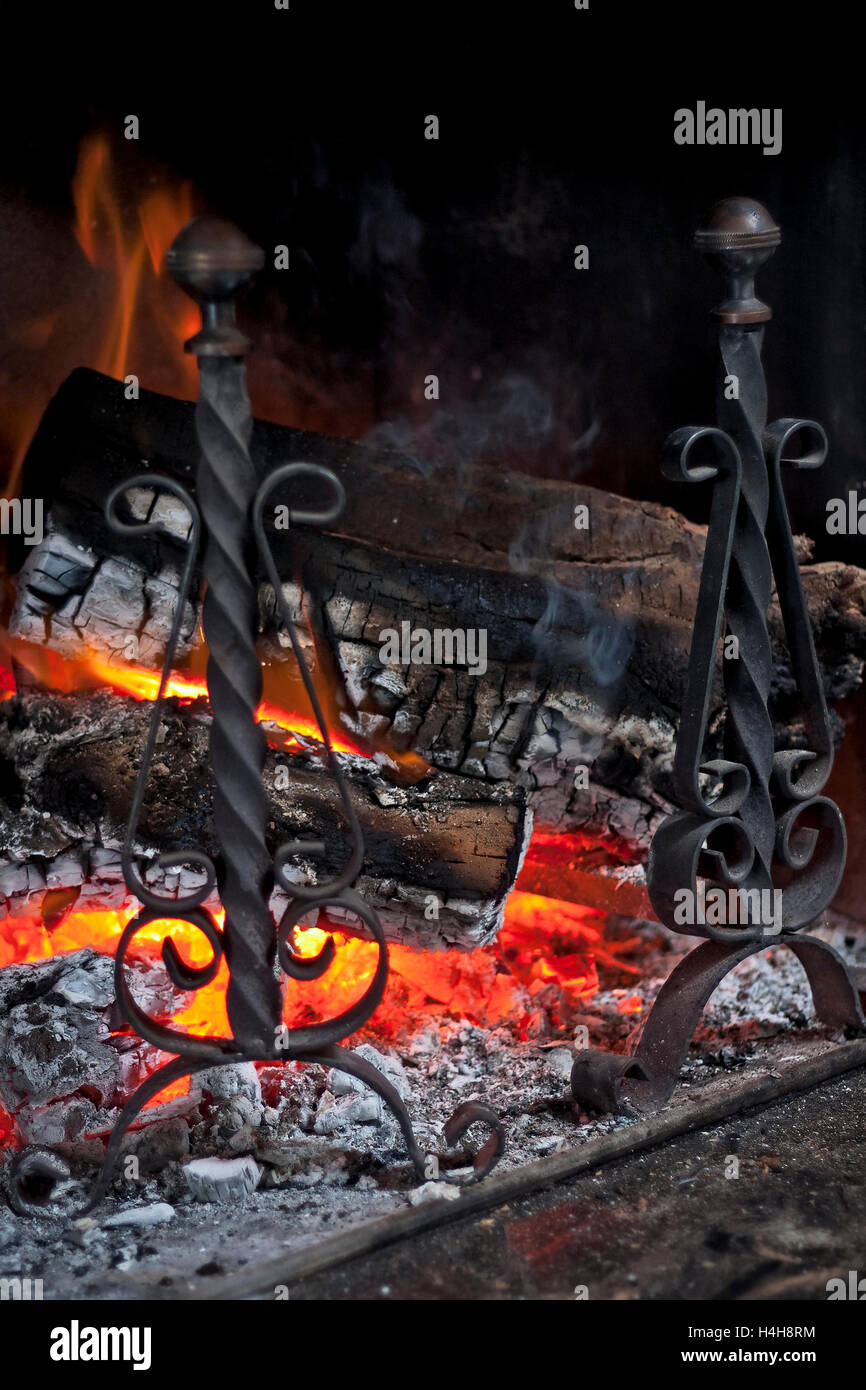 Fire in a fireplace Stock Photo - Alamy