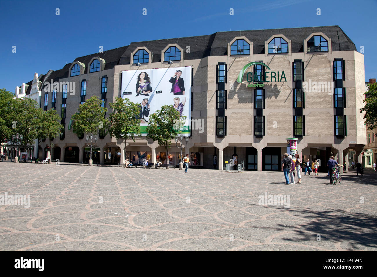 Bonn square hi-res stock photography and images - Alamy