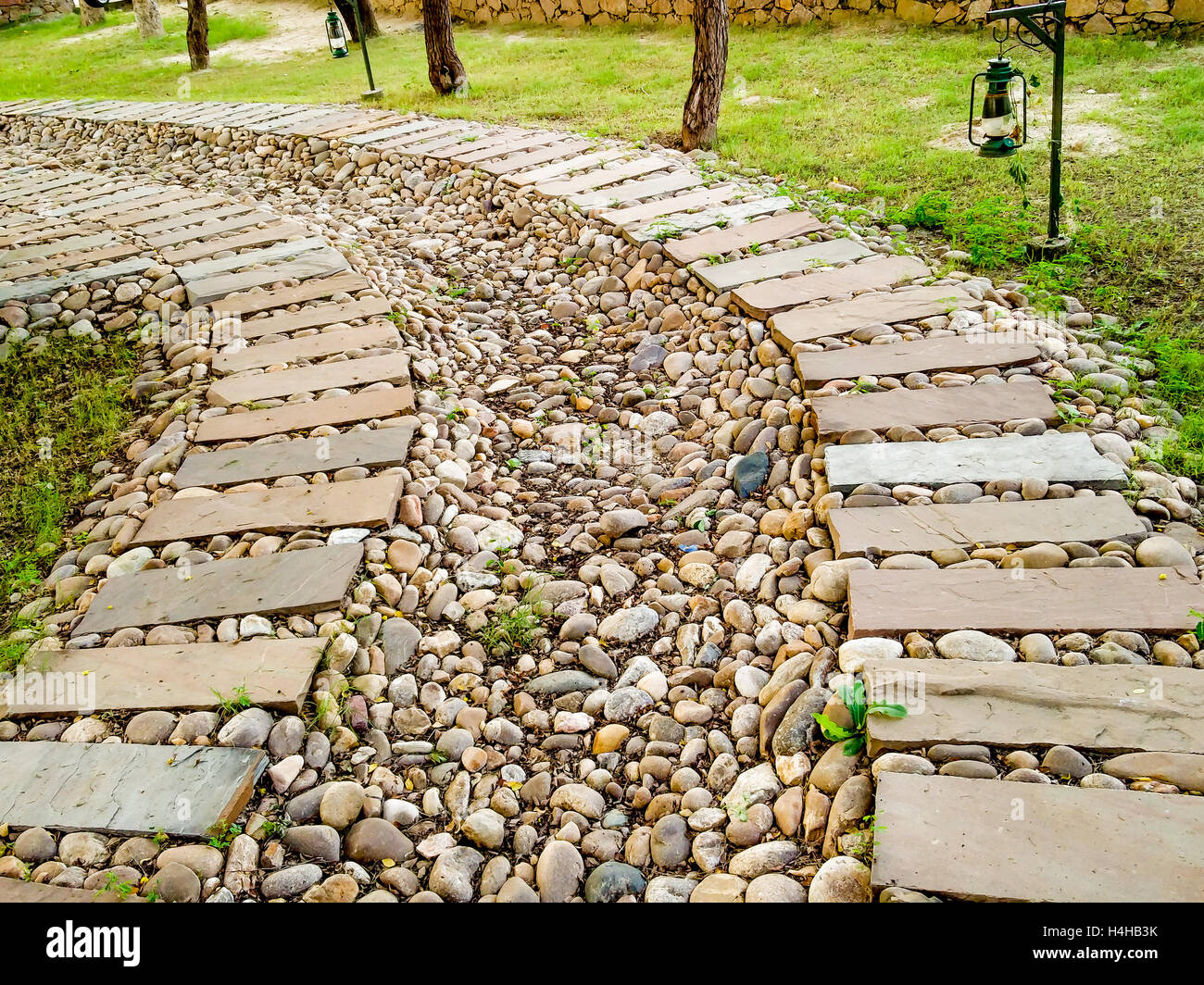 India resort path hi-res stock photography and images - Alamy