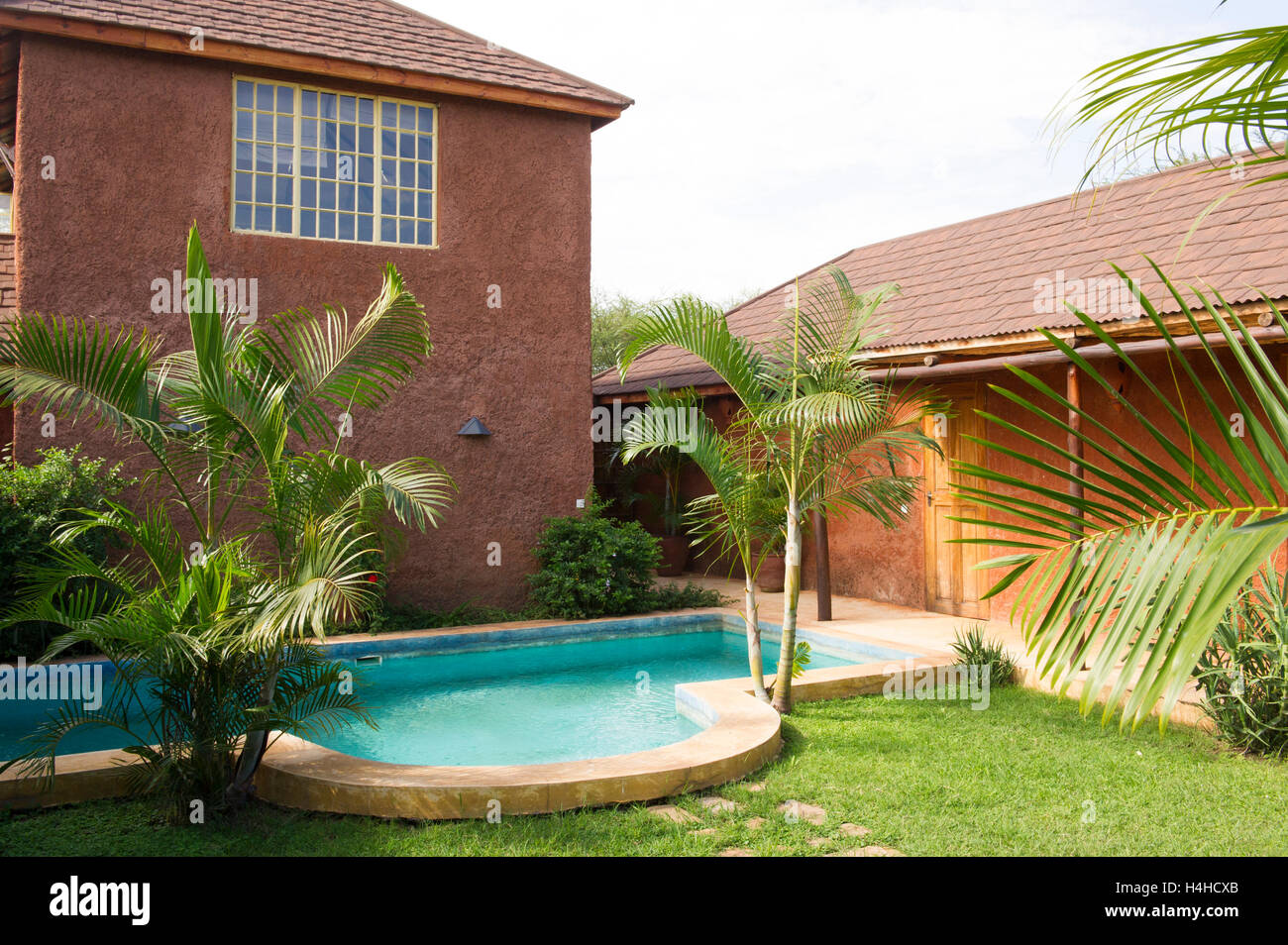 Pool at villa hi-res stock photography and images - Alamy