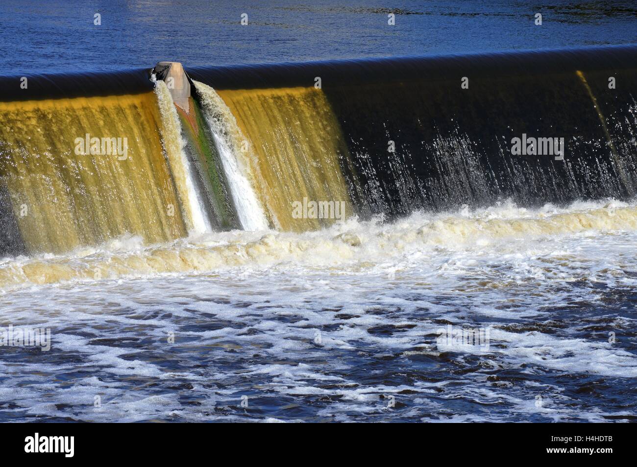 Waterfall at the Ford Dam in Minneapolis Minnesota Stock Photo - Alamy