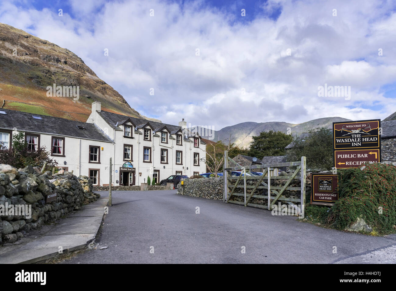 Wasdale Head Inn High Resolution Stock Photography and Images - Alamy