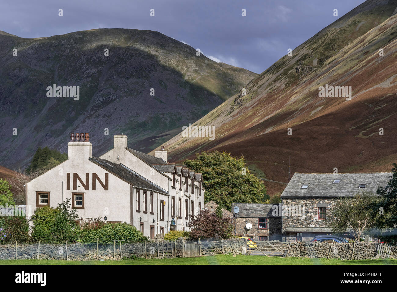 Hill house inn hi-res stock photography and images - Alamy