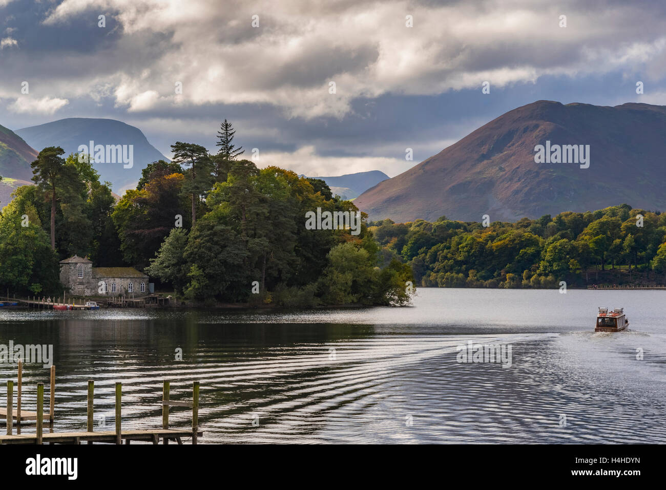 Derwentwater hi-res stock photography and images - Alamy
