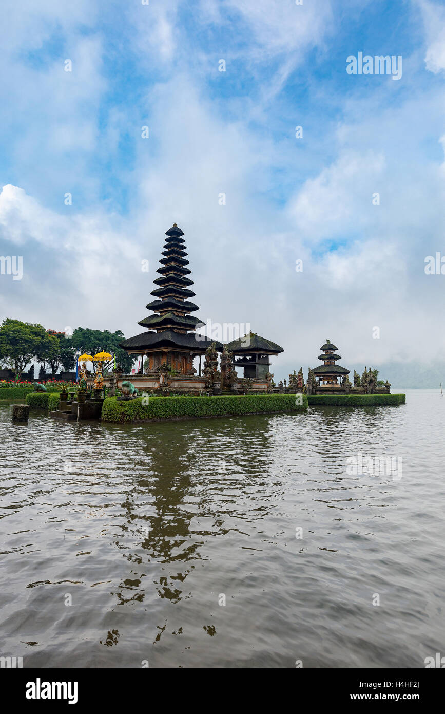 Pura Ulun Danu Bratan, Hindu temple on Bratan lake, Bali island ...