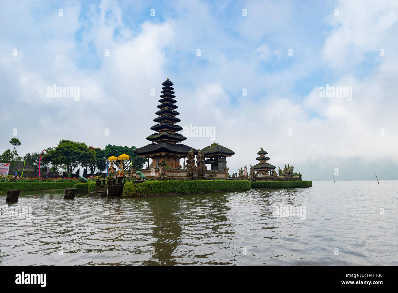Pura Ulun Danu Bratan, Hindu temple on Bratan lake, Bali island ...