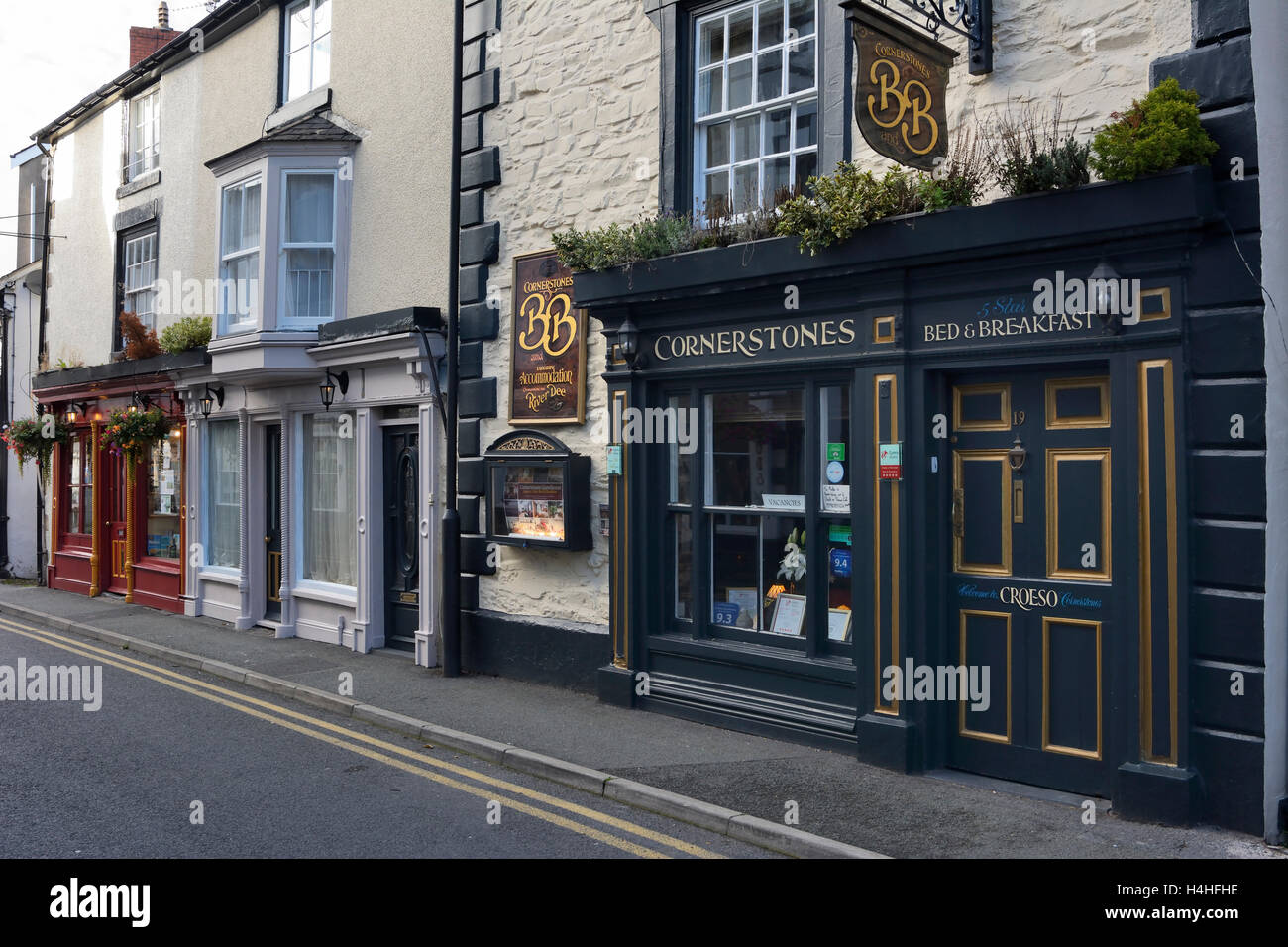 Shops in a north east town hi-res stock photography and images - Alamy