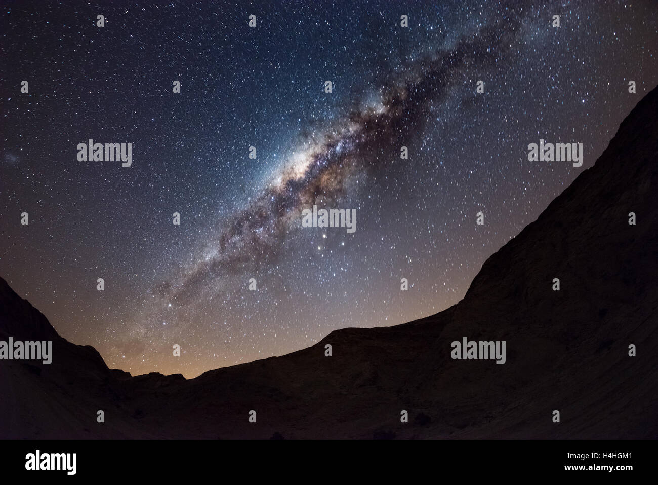 Starry sky and Milky Way arc, with details of its colorful core ...