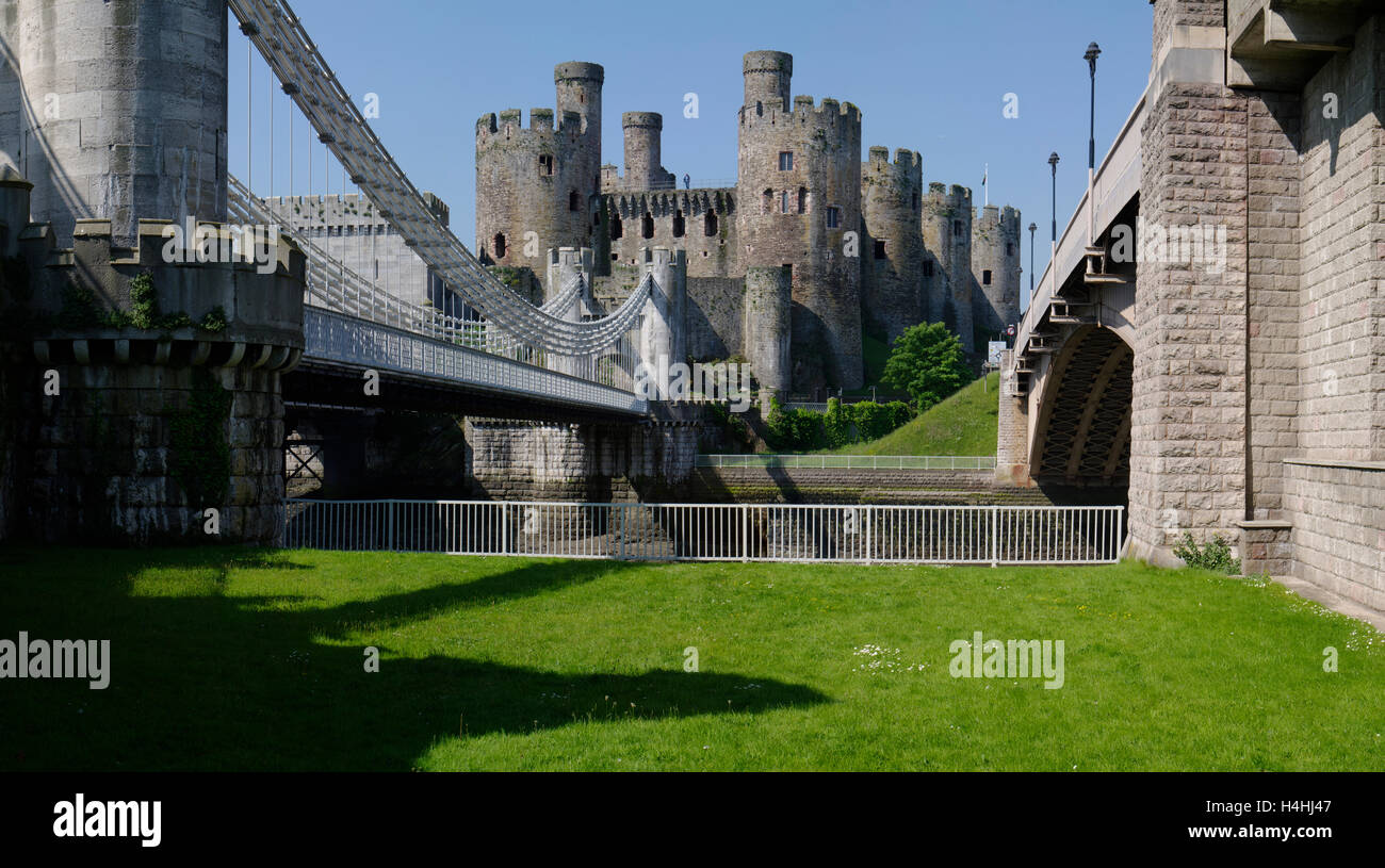 Suspension Bridge, Conwy Castle, North Wales Stock Photo - Alamy