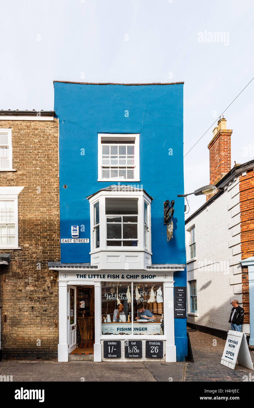 Fish & chip shop, fishmonger and restaurant in a blue building ...