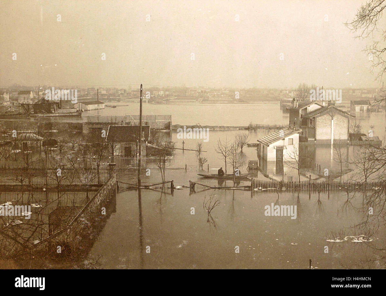 Panoramic view of a flooded suburb of Paris, France, 1910 Stock Photo ...