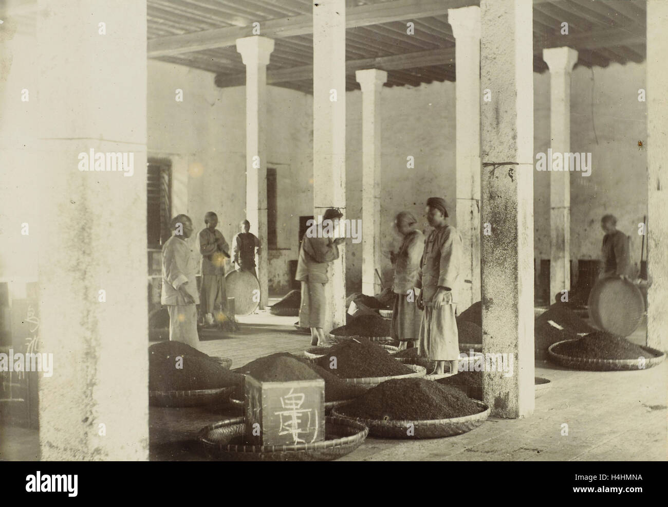 Possibly hendrik dunlop hi-res stock photography and images - Alamy