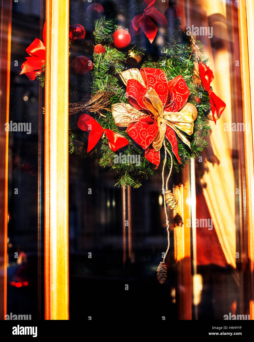 Mall gi hi-res stock photography and images - Alamy