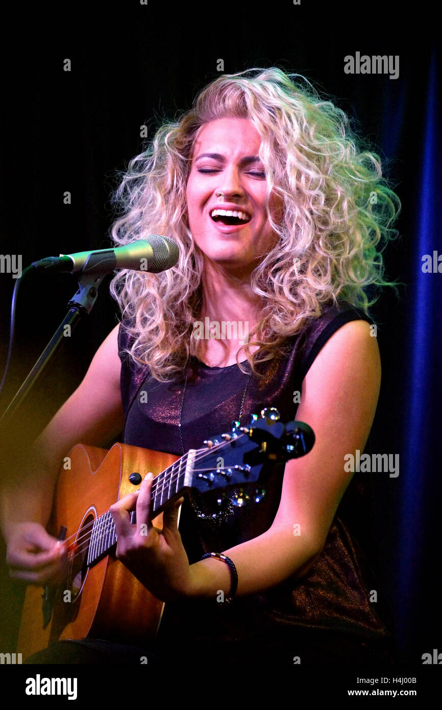 Tori station hi-res stock photography and images - Alamy