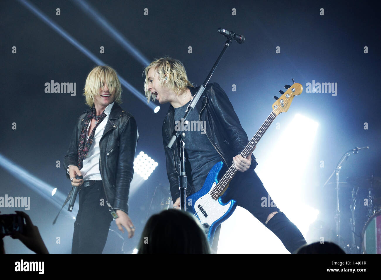 R5 Riker And Ross