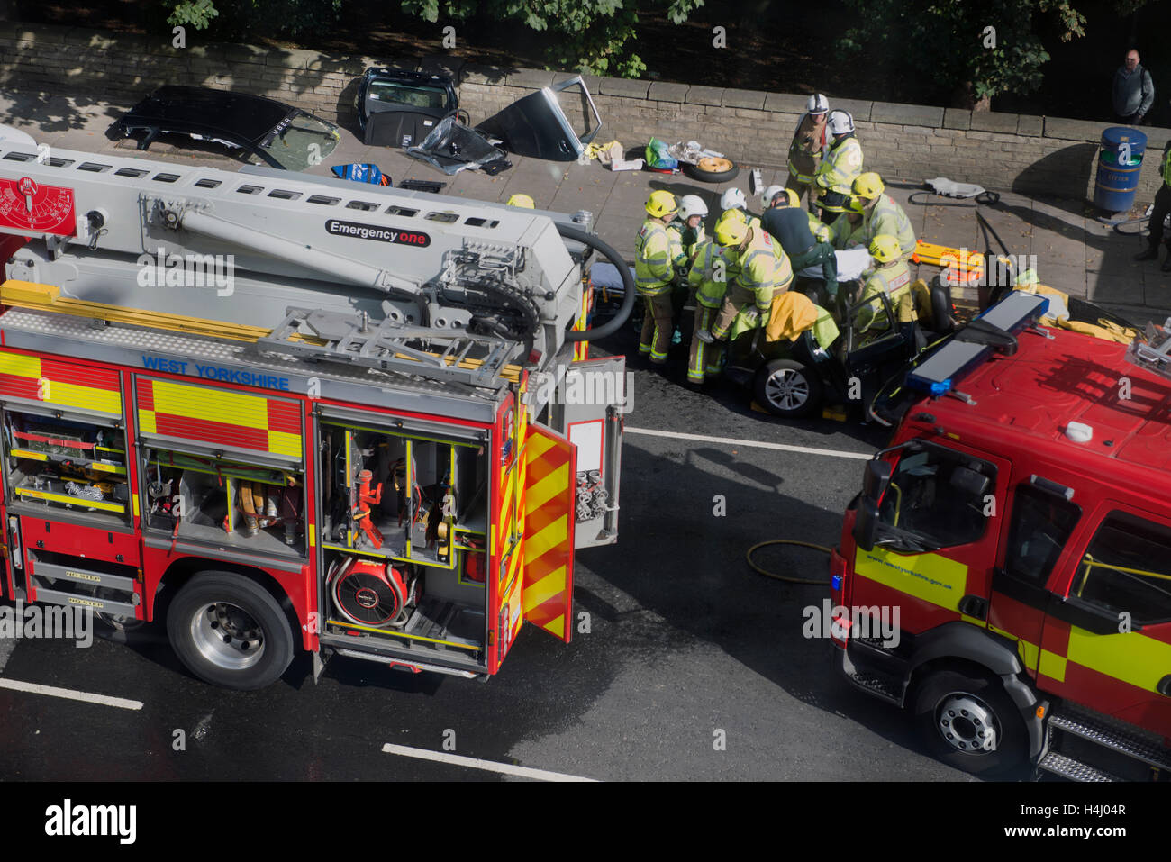 Crash fire rescue hi-res stock photography and images - Alamy