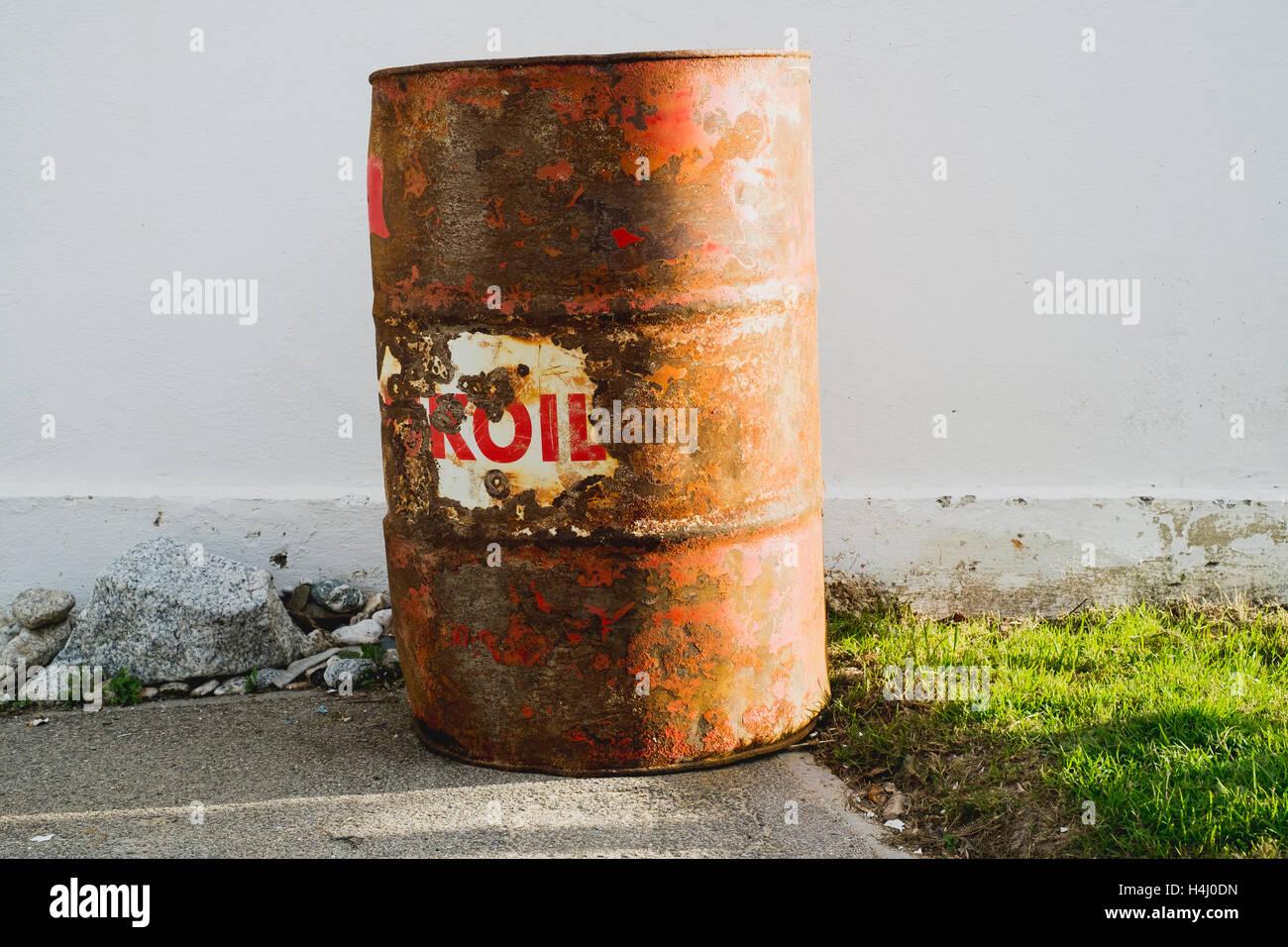 Rusty steel barrel hi-res stock photography and images - Alamy