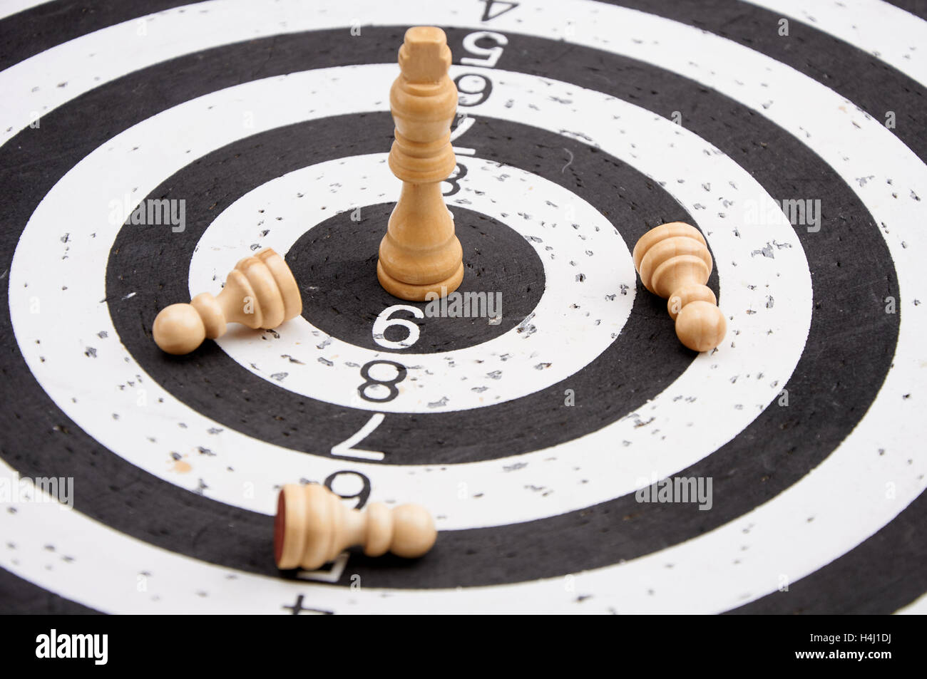 Pawn sacrifice hi-res stock photography and images - Alamy