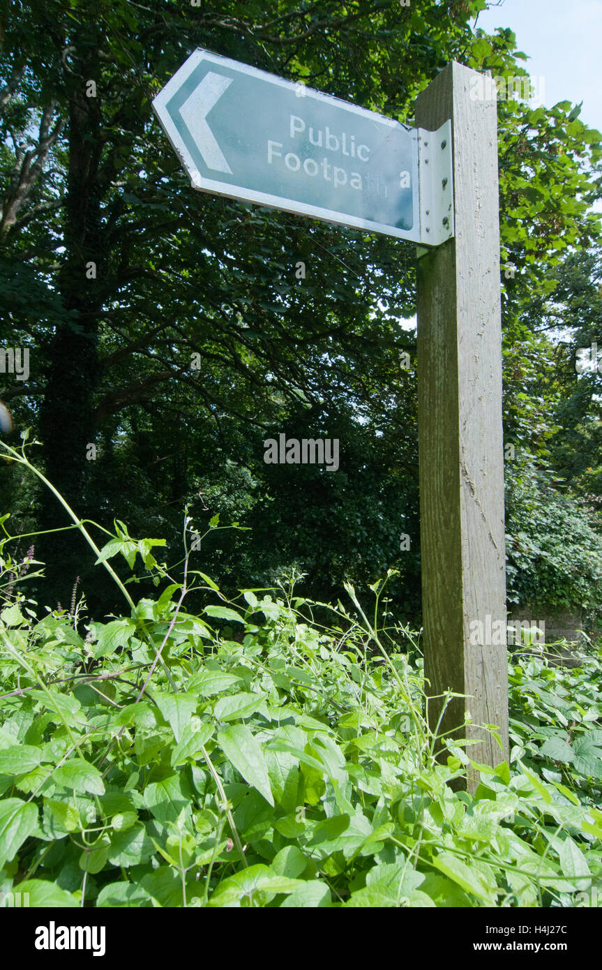 Public signage hi-res stock photography and images - Alamy