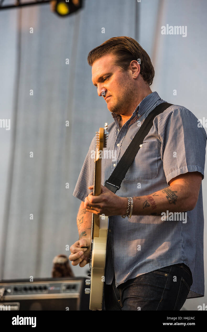 Nathan Willett of Cold War Kids performs at RIOT Fest on Friday, August ...