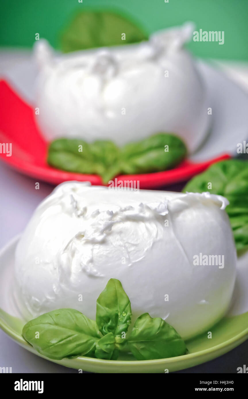 Mozzarella hi-res stock photography and images - Alamy