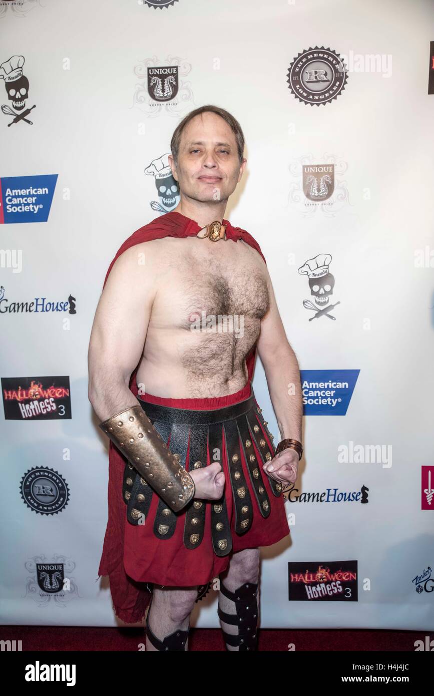 Richard Starr arrives at Halloween Hotness 3 in 3D: Heroes and Villains ...