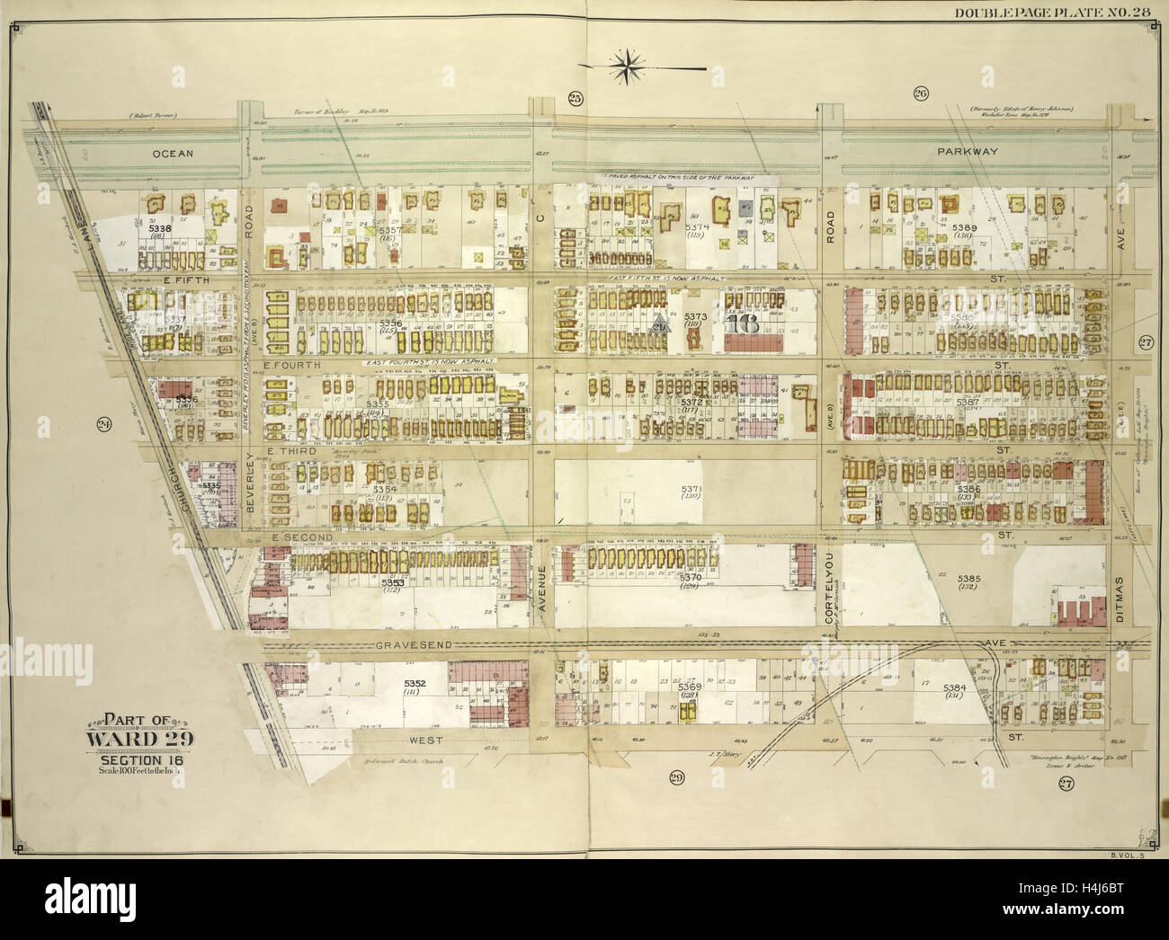 Ditmas ave hi-res stock photography and images - Alamy