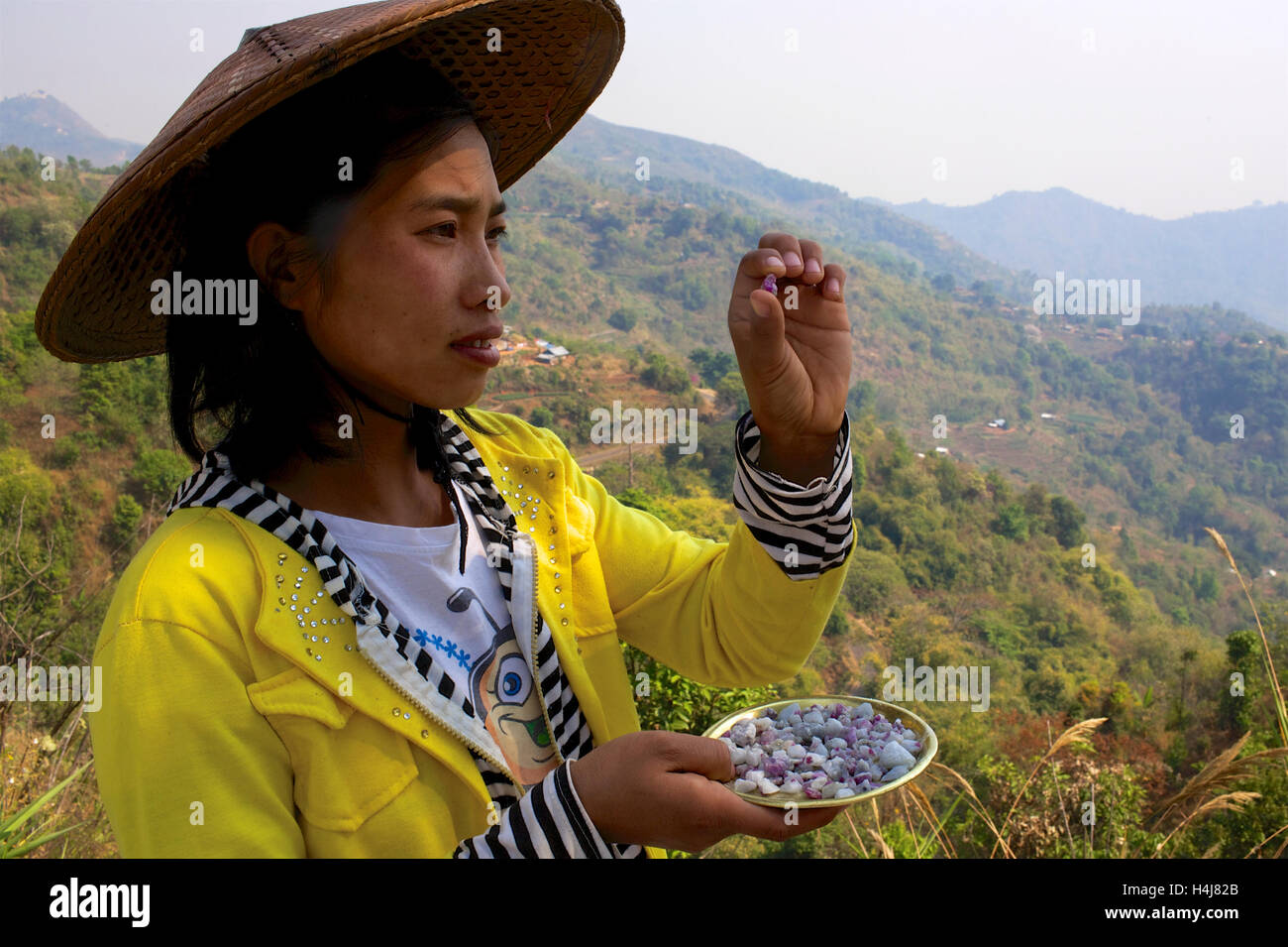 Burma jungle hi-res stock photography and images - Alamy