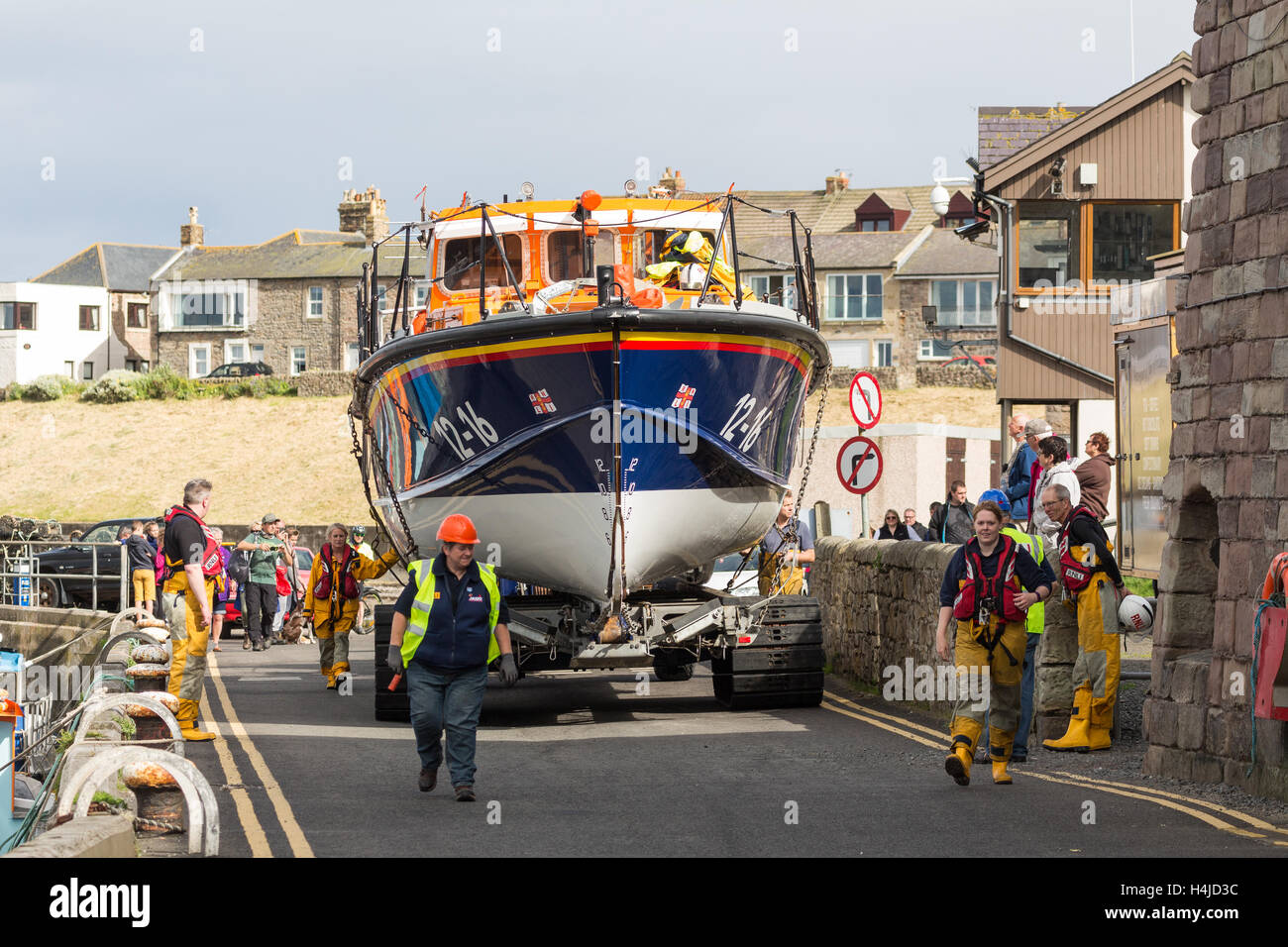 Seahouses lifeboat hi-res stock photography and images - Alamy
