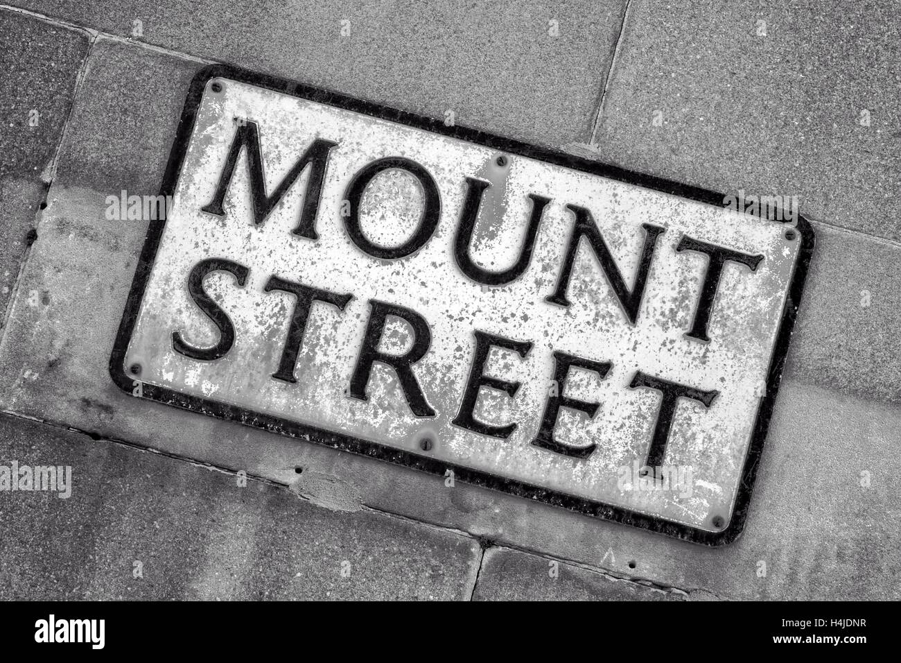 Street names hi-res stock photography and images - Alamy