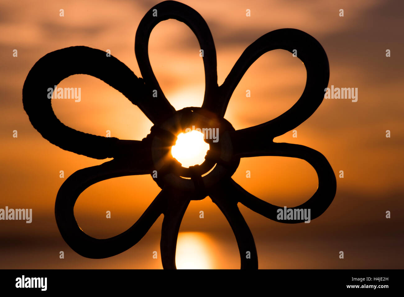 Sunset middle of a star thing Stock Photo - Alamy