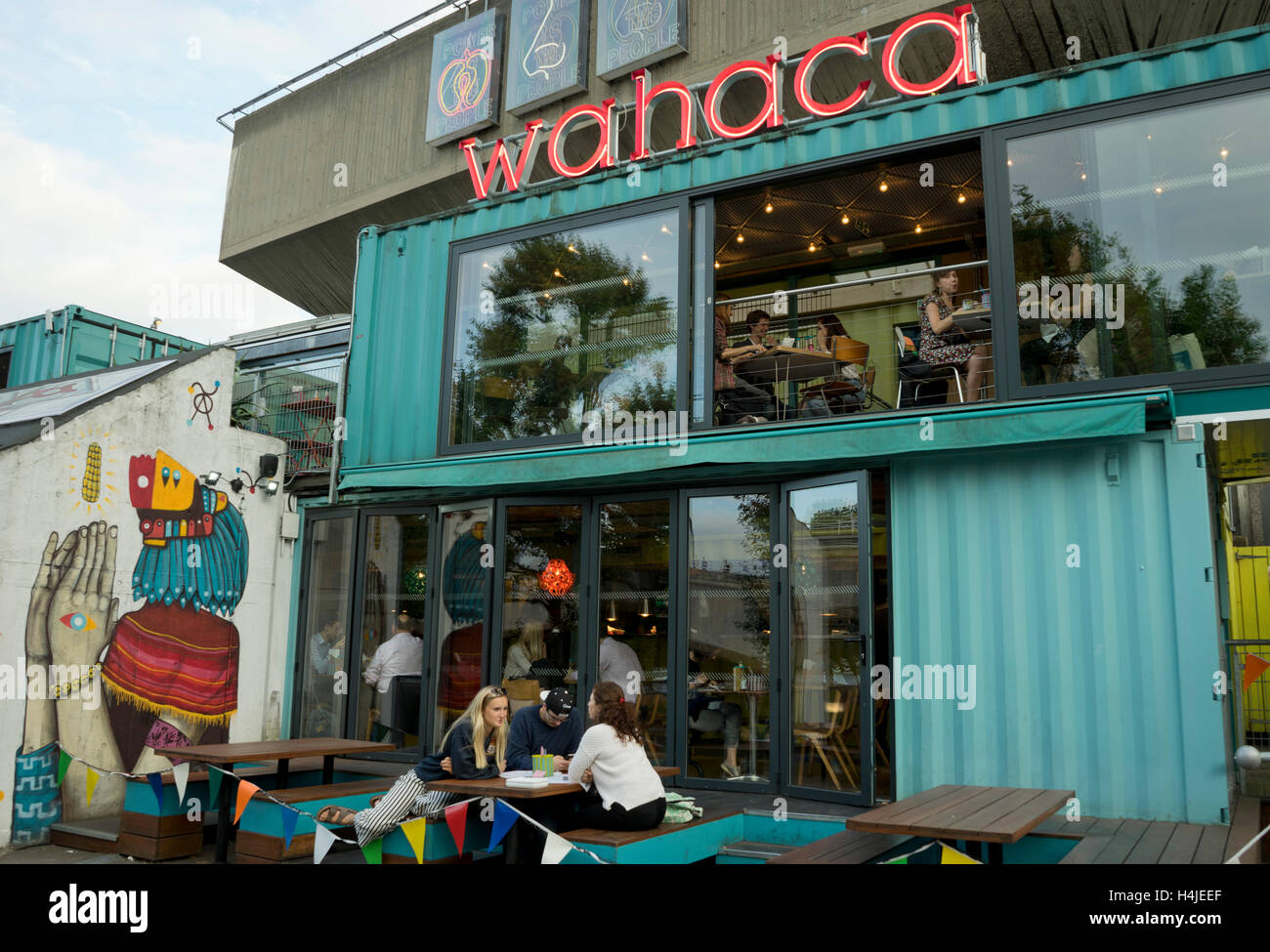 Mexican restaurant london hi-res stock photography and images - Alamy