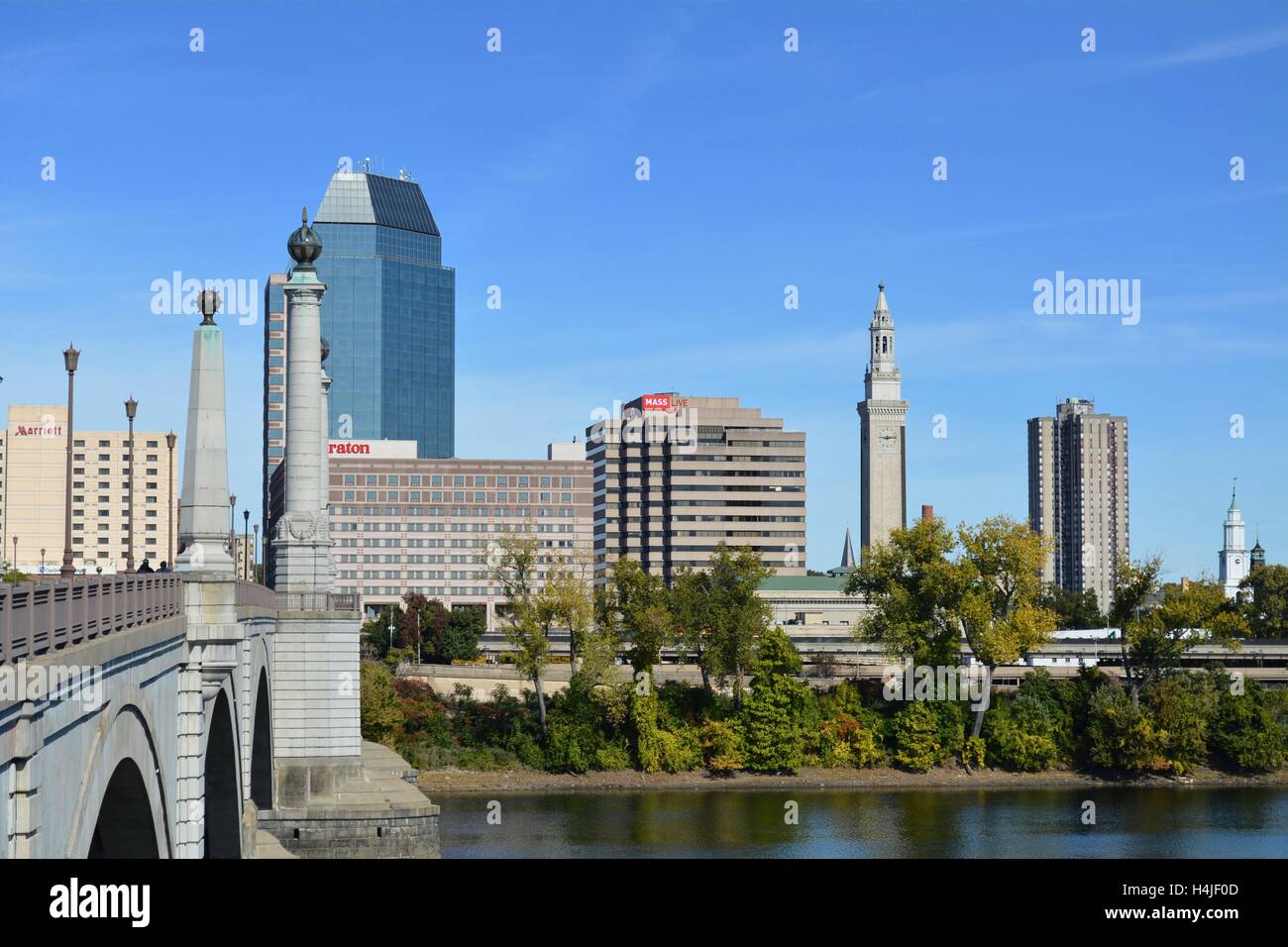 Springfield massachusetts skyline downtown hi-res stock photography and ...
