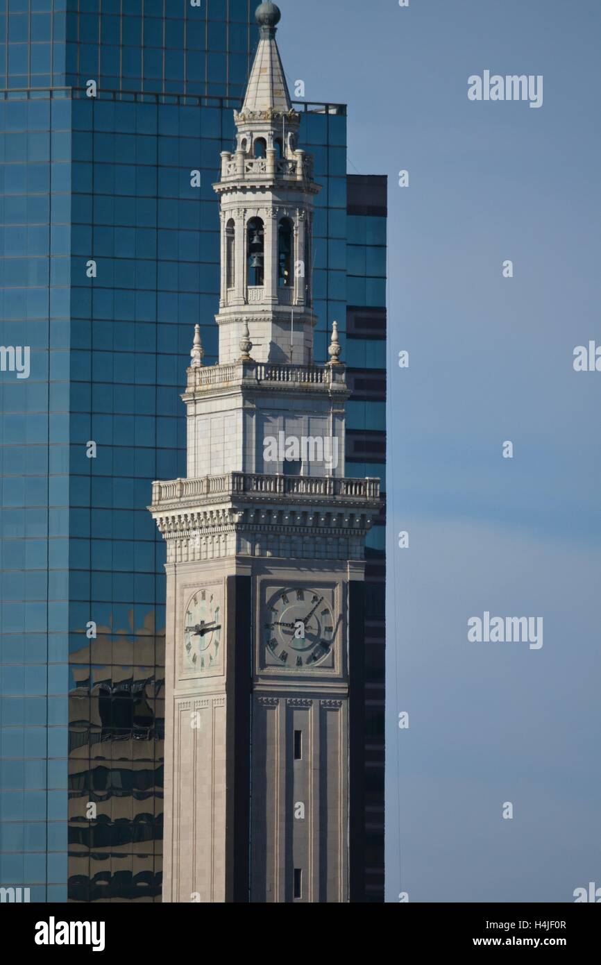 Mass mutual tower hi-res stock photography and images - Alamy
