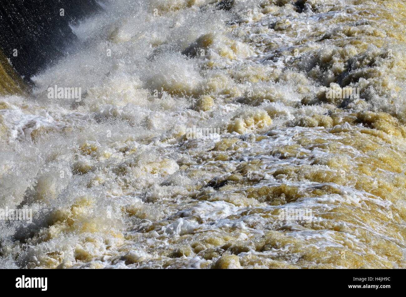 Water at the Ford Dam Stock Photo - Alamy
