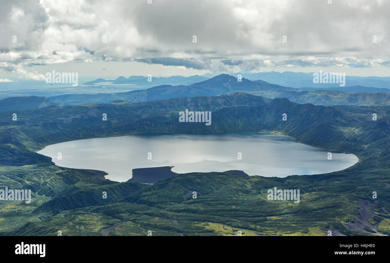 Crater Karymsky Lake. Kronotsky Nature Reserve on Kamchatka Peninsula ...