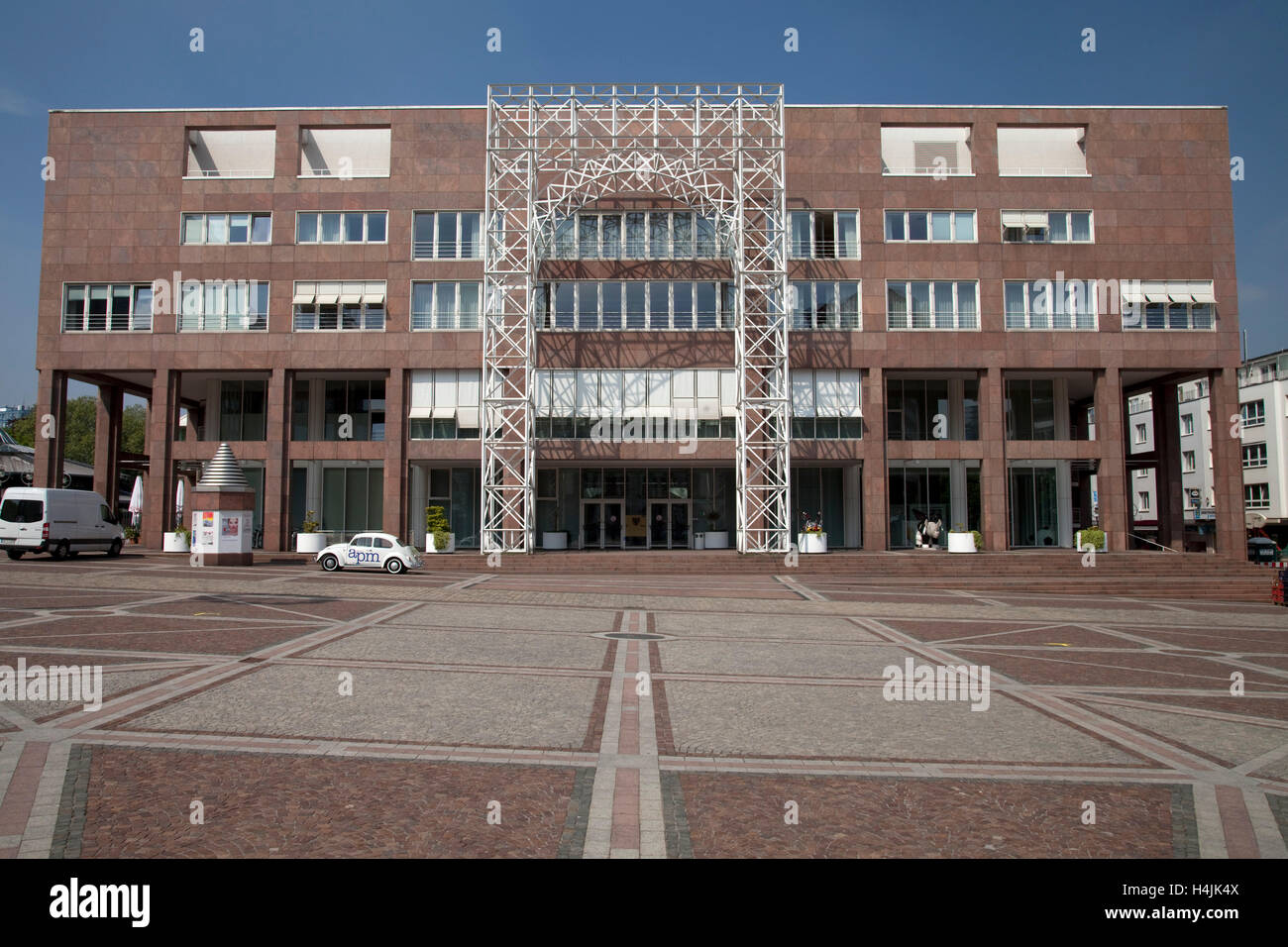 Town Hall, Friedensplatz square, Dortmund, Ruhr area, North Rhine ...