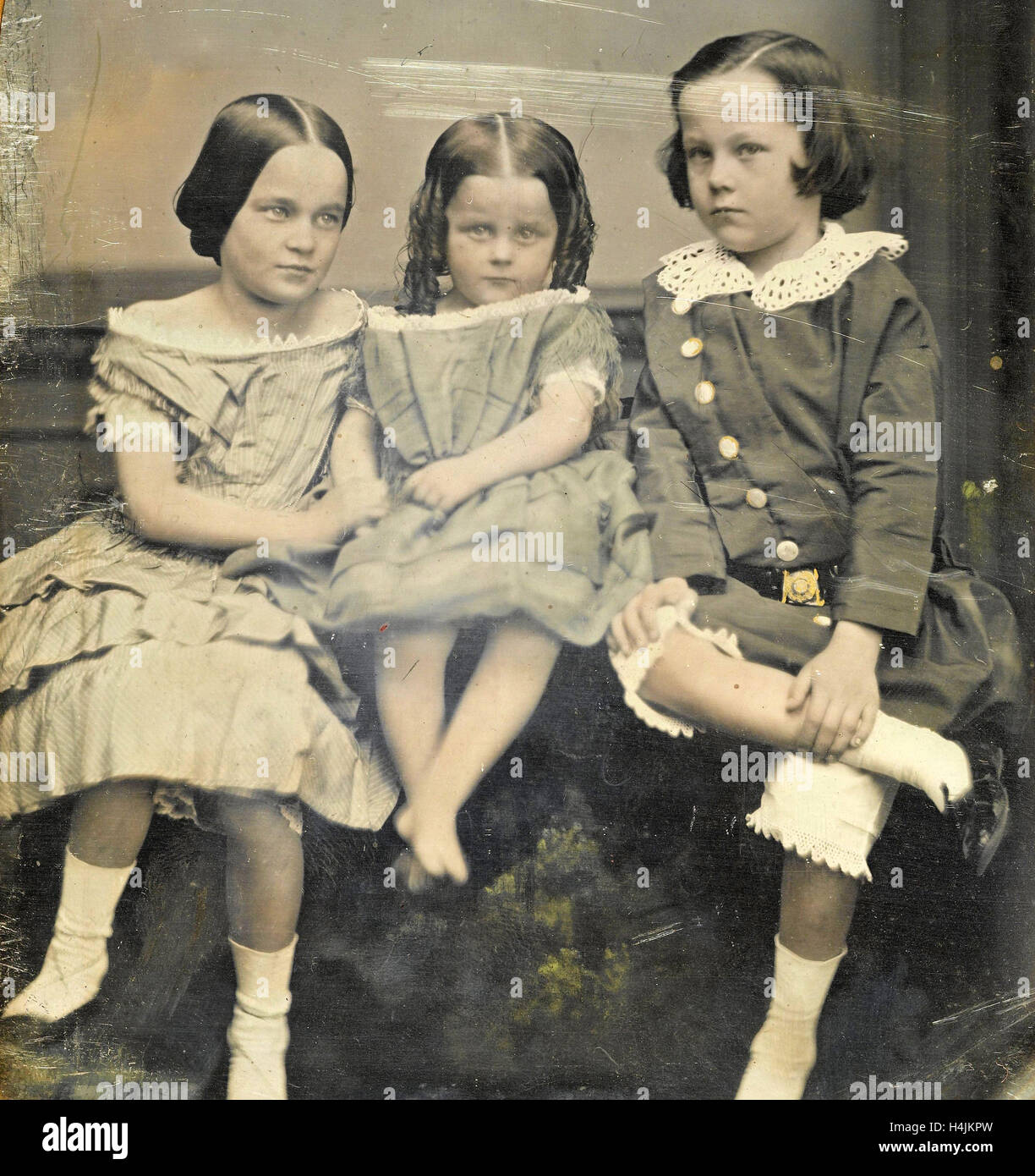 Portrait of three children, John Jabez Edwin Mayall, c. 1850 - c. 1865 ...